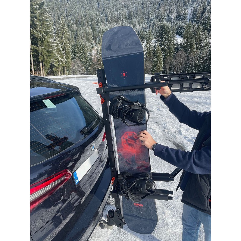 Porte-skis / surf sur attelage