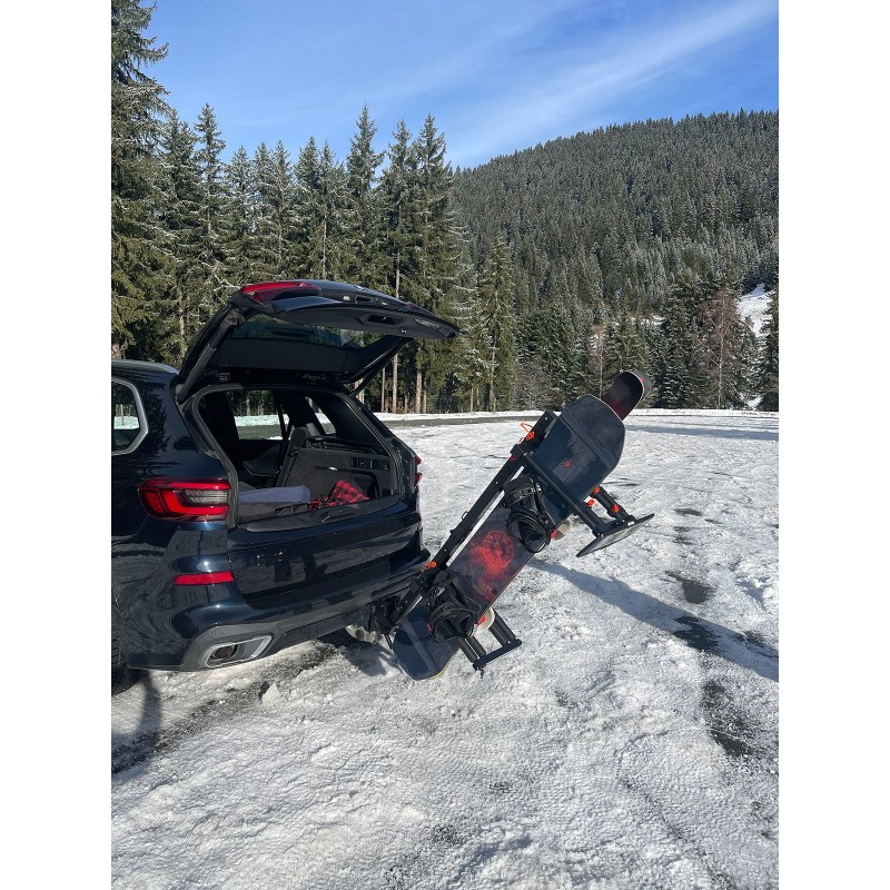 Porte-skis / surf sur attelage